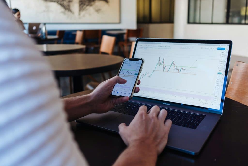 ETF vs. Mutual Fund: What’s the Better Investment for You?
